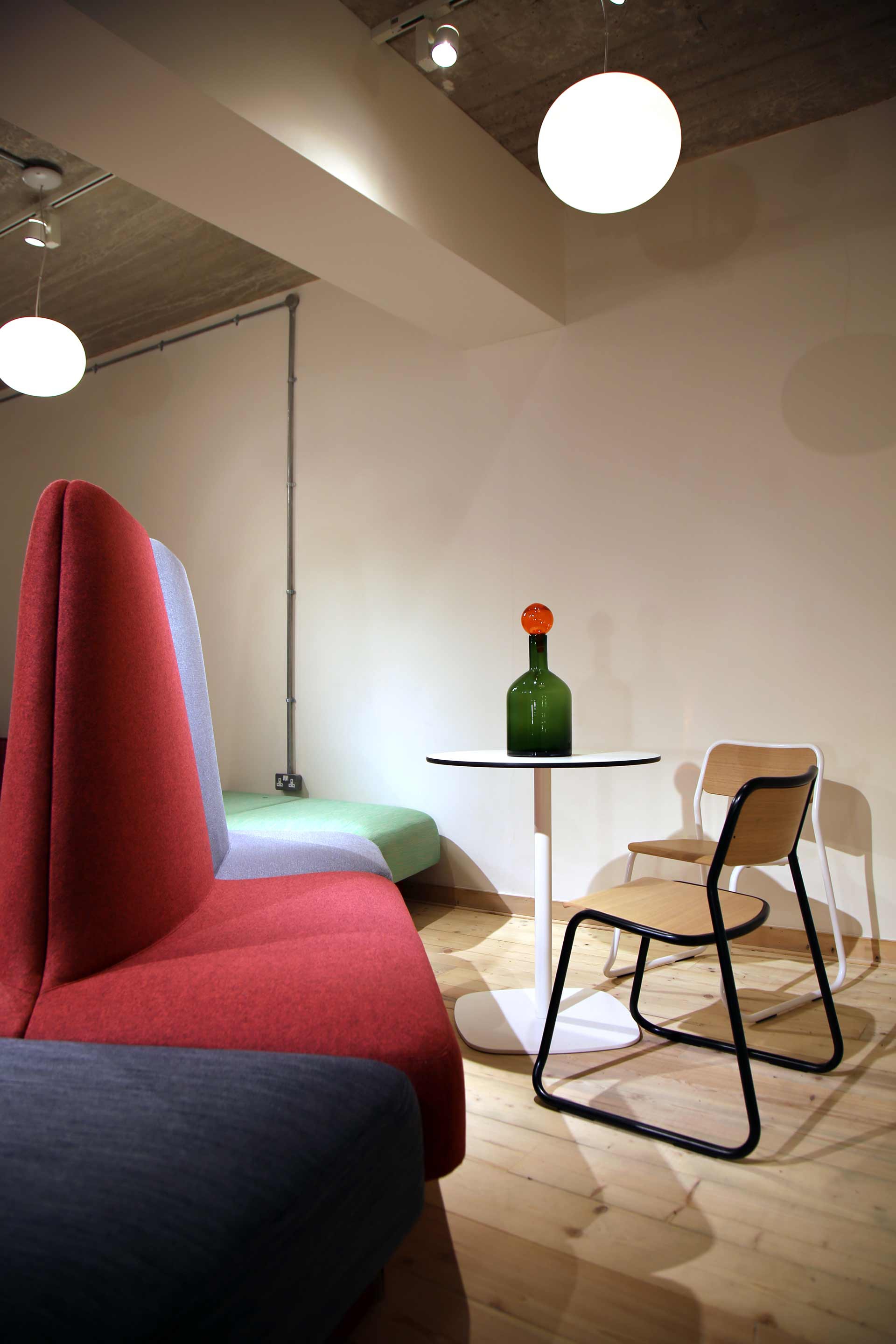 HermanMiller - Rhyme | Designoffice