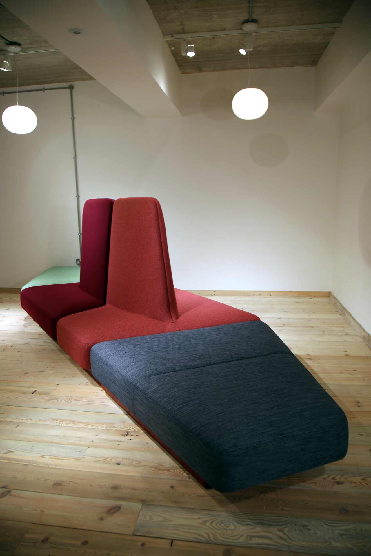 HermanMiller - Rhyme | Designoffice